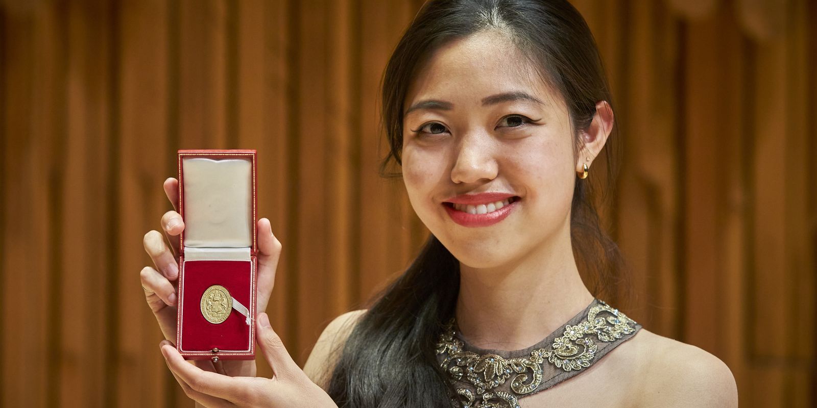 Pianist Stephanie Tang wins Guildhall School’s Music Gold Medal 2022 ...