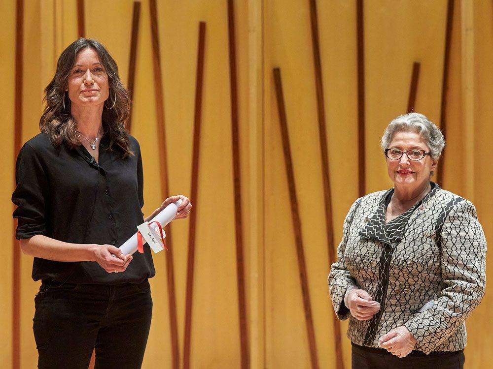 Soprano Kate Royal presented with with a Fellowship of Guildhall School ...